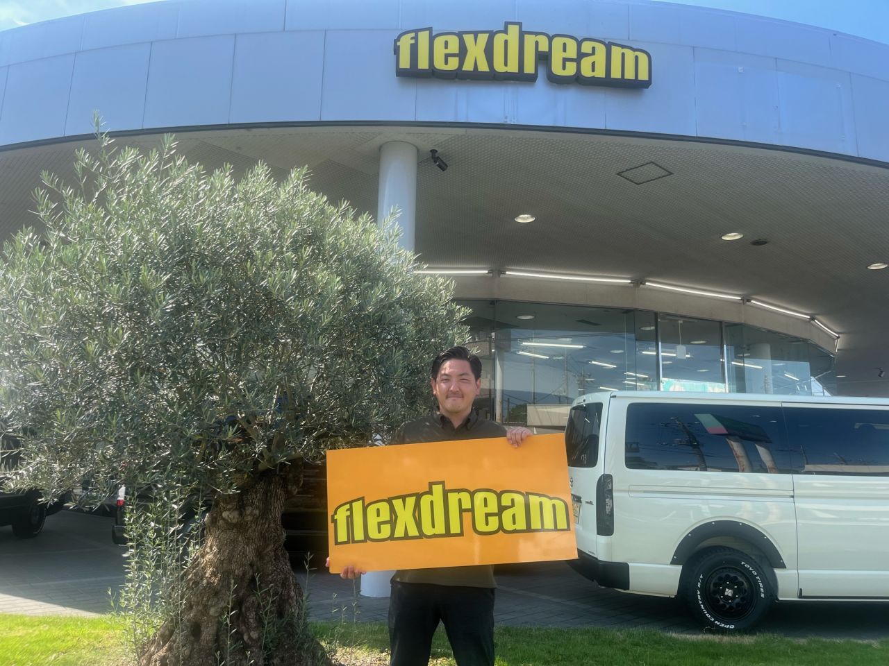 ランクル、ハイエース、USトヨタ専門店：フレックス・ドリーム 店舗ブログサイト｜ » flexdream ハイエース 三郷店 ～Welcome to Manager Hakomori ...